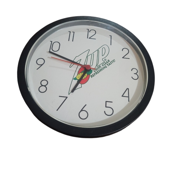 Vintage | Wall Decor | Sweda 7up Crisp Clear Refreshing Wall Clock ...